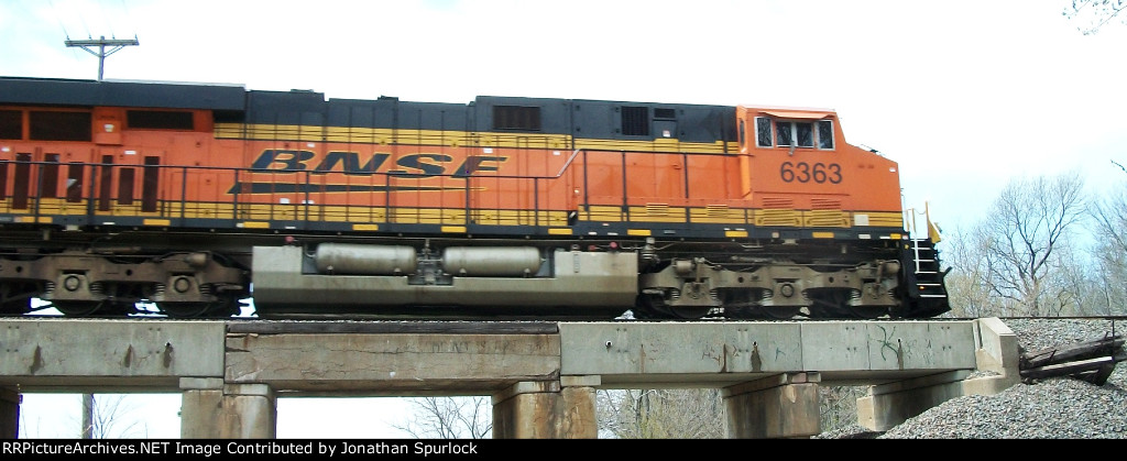BNSF 6363